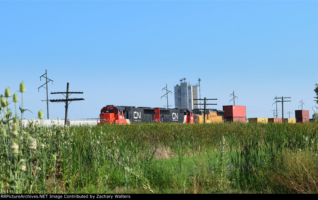 IC 1009 1008 UP 4852